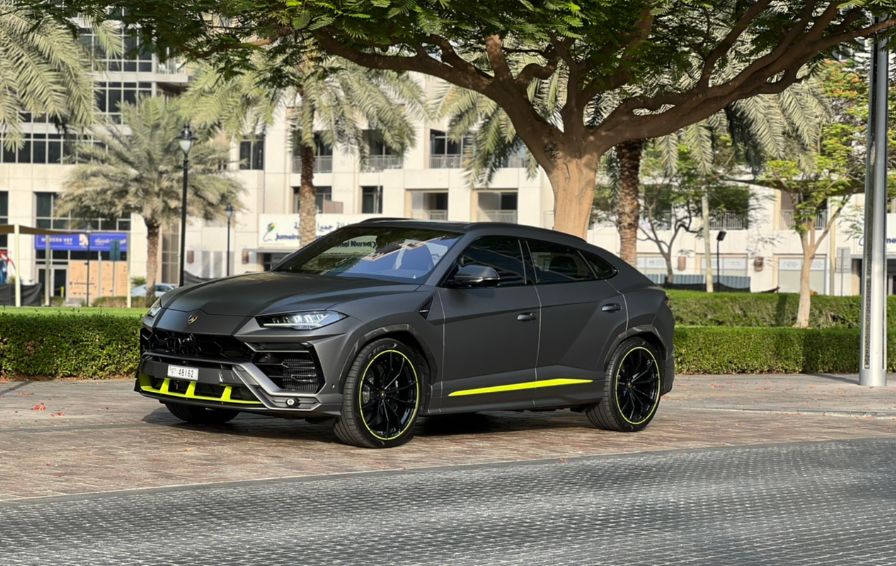 LAMBORGHINI URUS - Lord Star Luxury Rent A Car